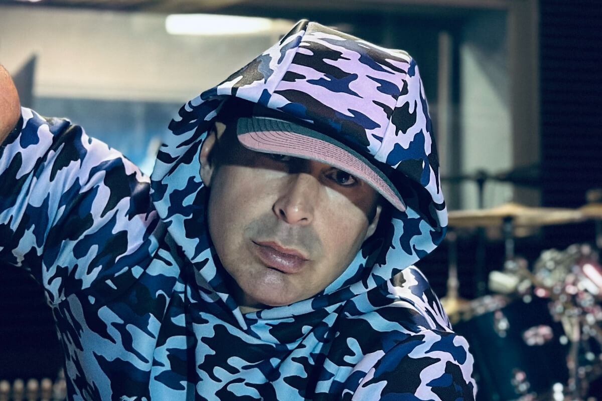 This unique and engaging musical and cinematic experience explores the ...